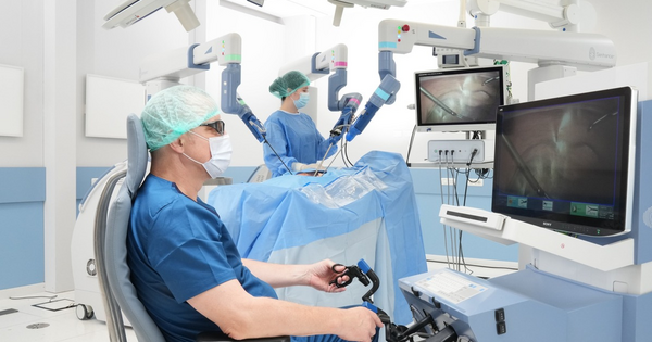Storz stärkt sich mit amerikanischem Roboter-Chirurgen Asensus ...